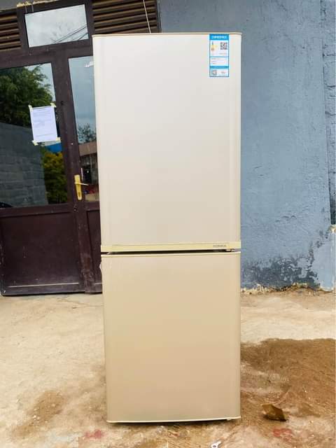 Fridges, Refrigerators & Freezers For Sale in Rwanda: Frigo 2024