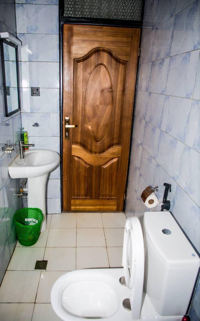 Gikondo rebero habonense inzu 800k 250780137909 : For Sale Rwanda