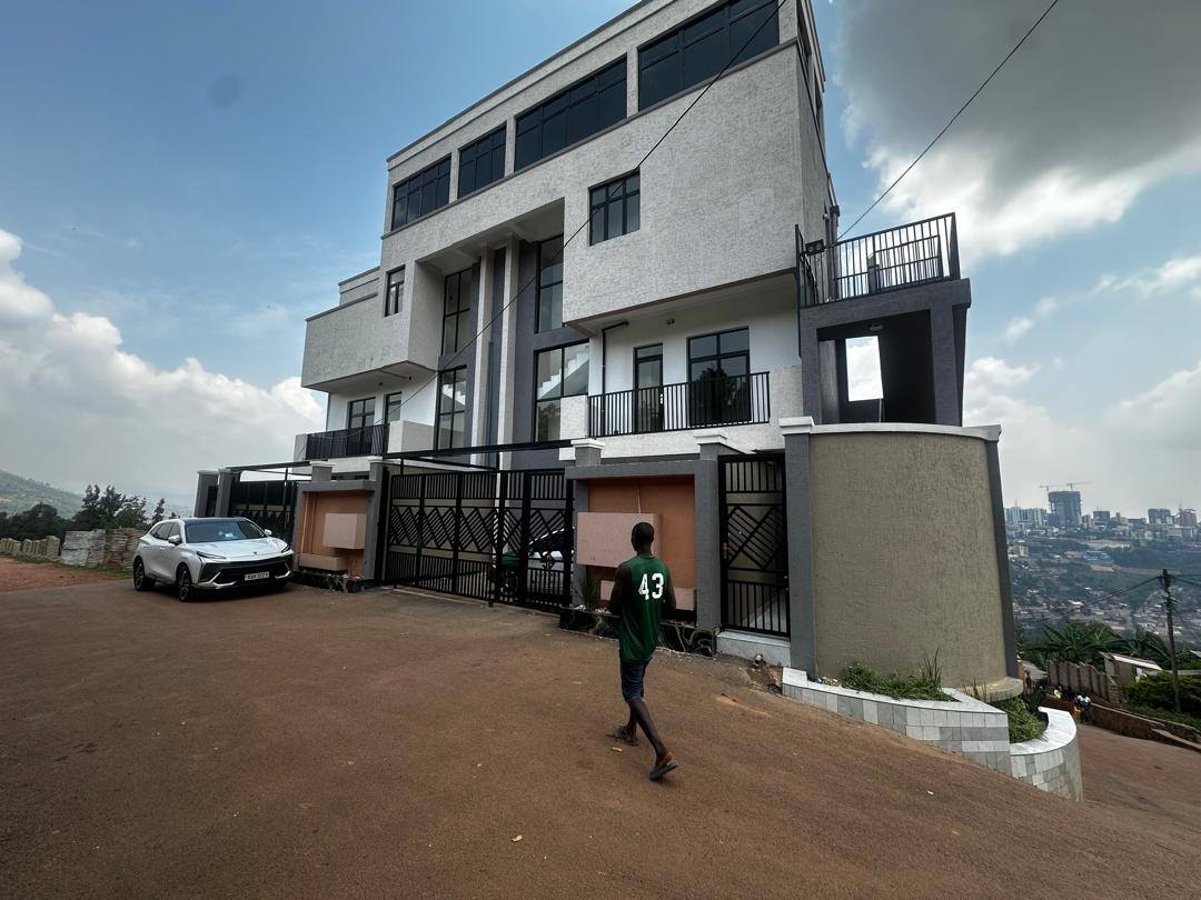 INZU NZIZA KURI FAMILY IKODESHWA KIMISAGARA HAFI YO MUMUJYI 500: For ...