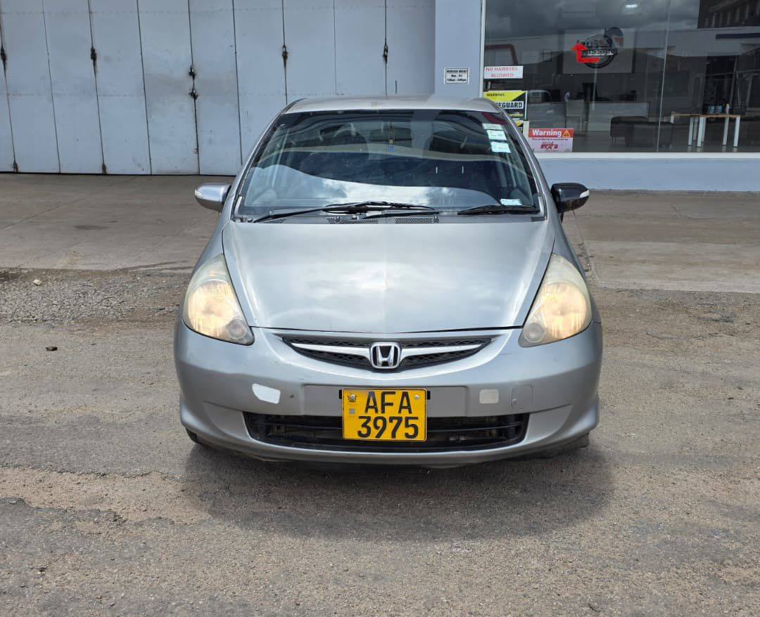 Honda fit Gd 1: For Sale Zimbabwe